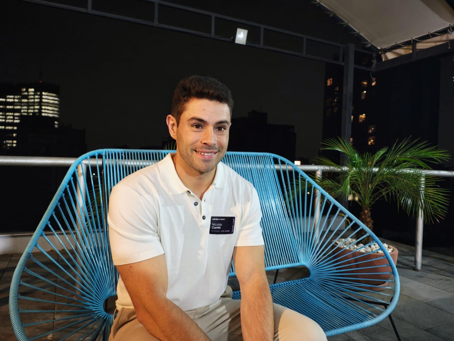 Vambe llega a México con asistentes conversacionales